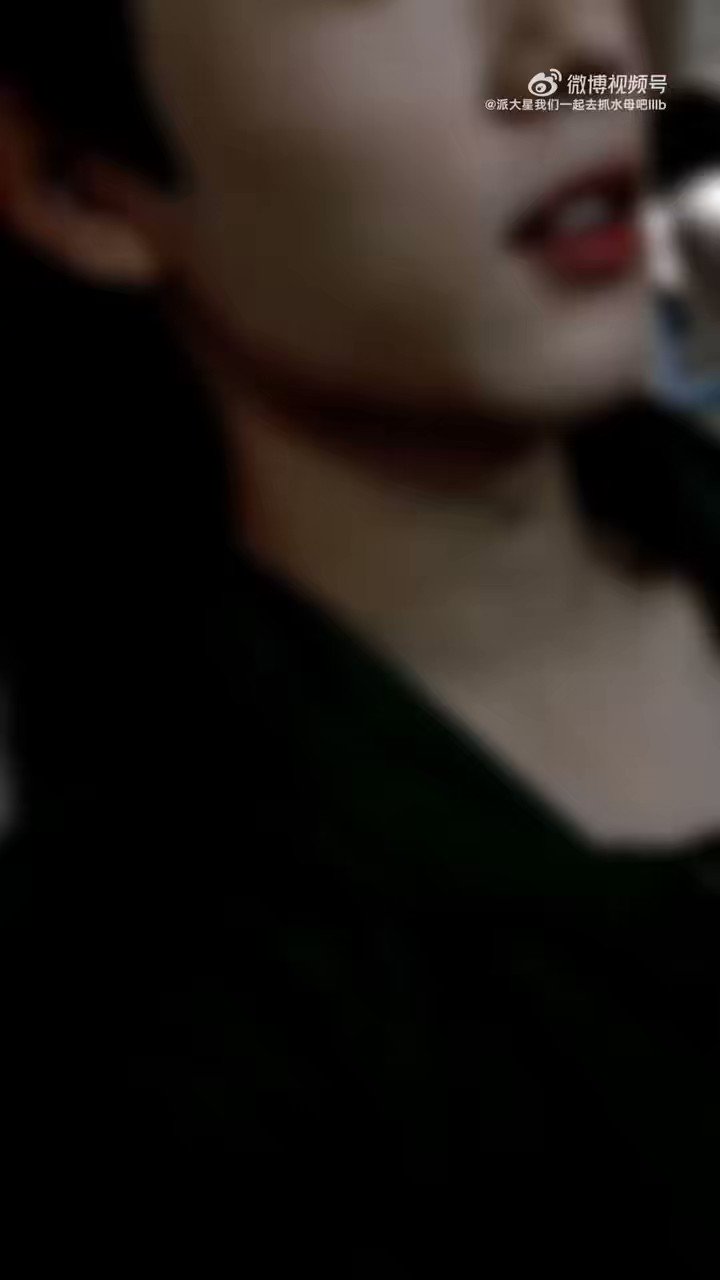 m 🫐 on Twitter: "xz's smile here melts me like he just likes yb so much and is so endeared 😭 ...