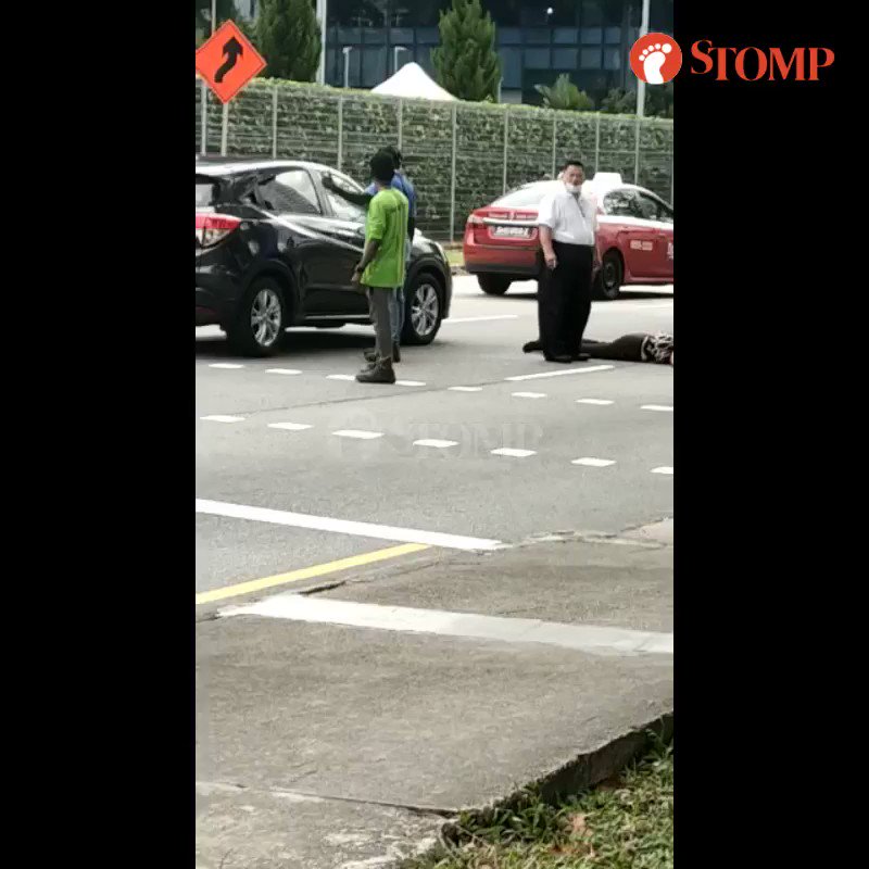 Stomp Singapore on Twitter: "A woman and a man were knocked down by a car at Bendemeer Road ...