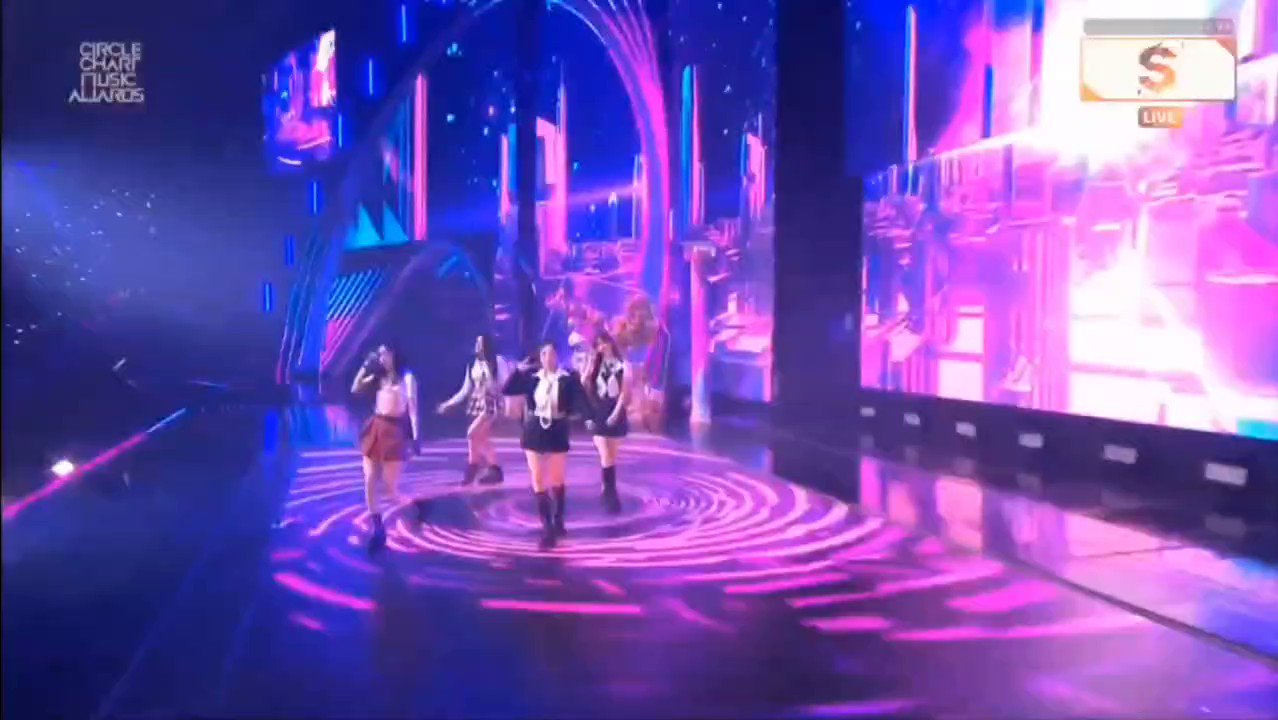 * on Twitter: "aespa - GIRLS ICONIC AESPA ON CCMA #aespaAtCCMA #aespa @aespa_official https://t ...