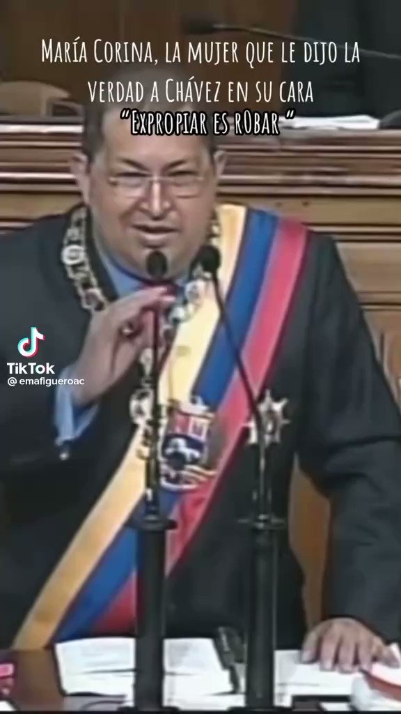 julio cesar on Twitter: "RT @LuisBue44451751: Maria Corina Machado es la mujer que representa la ...