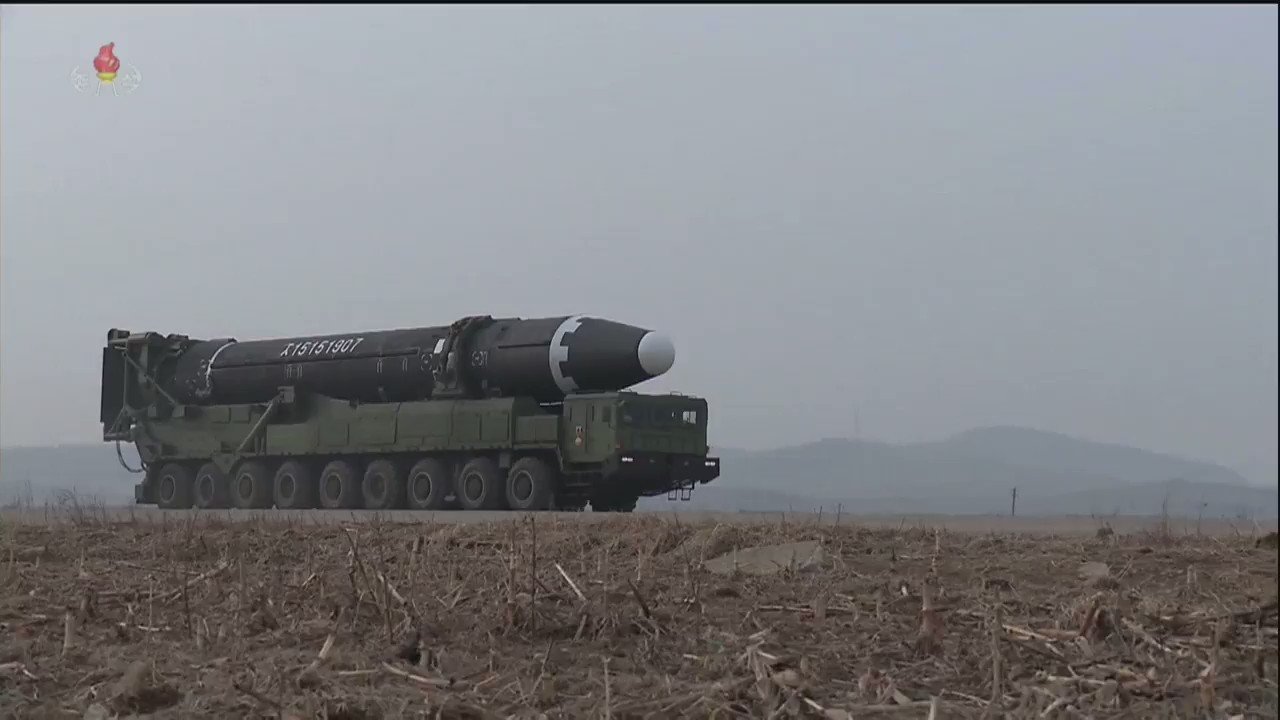 NK NEWS on Twitter: "NEW: North Korean state TV aired footage Sunday of a Hwasong-15 ICBM launch ...