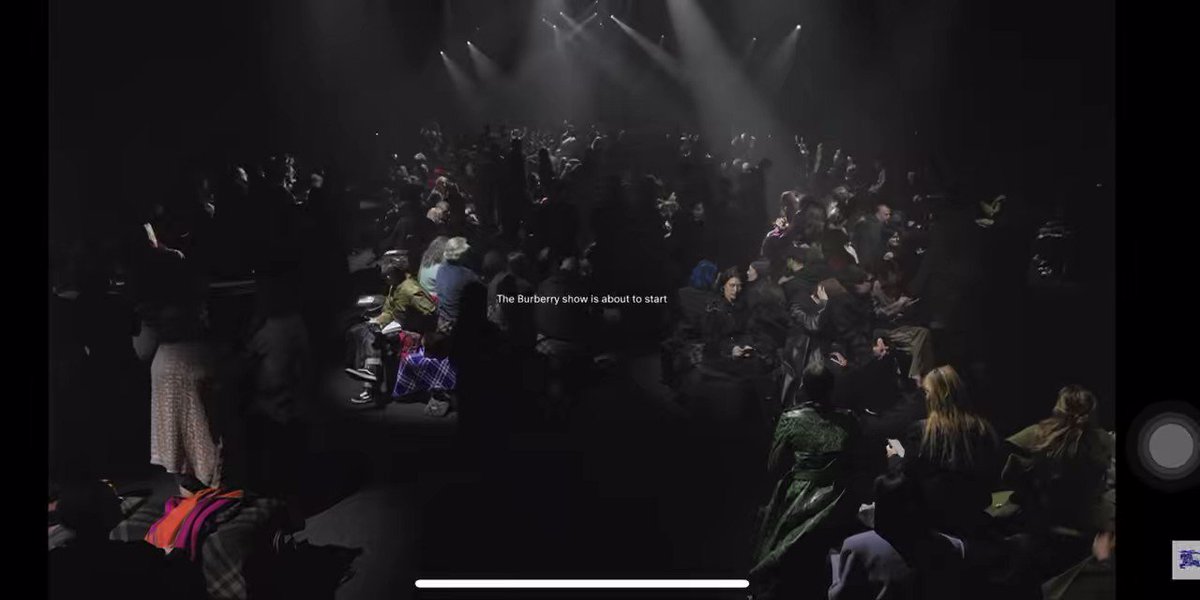 CursedFangirls★彡 on Twitter: "ใช่ใช่มั้ย? นั่นคุณแม่น้องใช่มั้ย~🥰 #Burberry @Burberry #bbrightvc ...