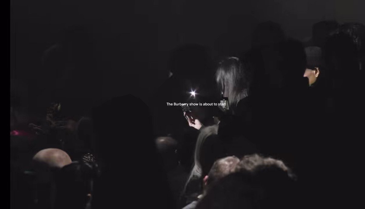 CursedFangirls★彡 on Twitter: "ดิฉันเริ่มจากการเห็น @Boydtuan_ ที่ขวามือก็เลยเห็นว่าที่เค้ารุม ...