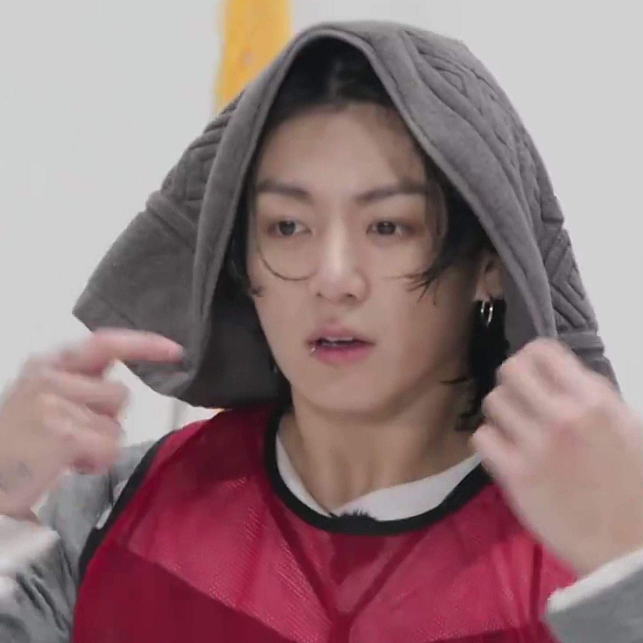 jk.97 on Twitter: "he looks so good?? https://t.co/6NS6O2Svzq" / Twitter