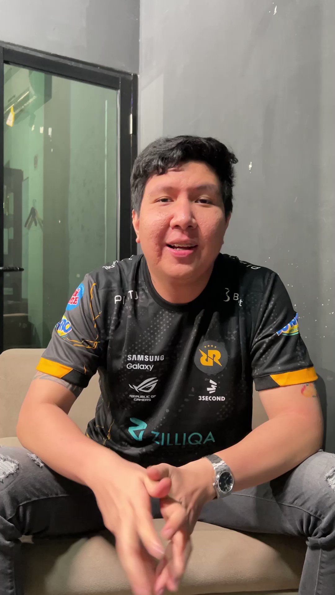 Team RRQ on Twitter: "Windah Basudara, RRQ’s brand amabassador, showing his support to our ...