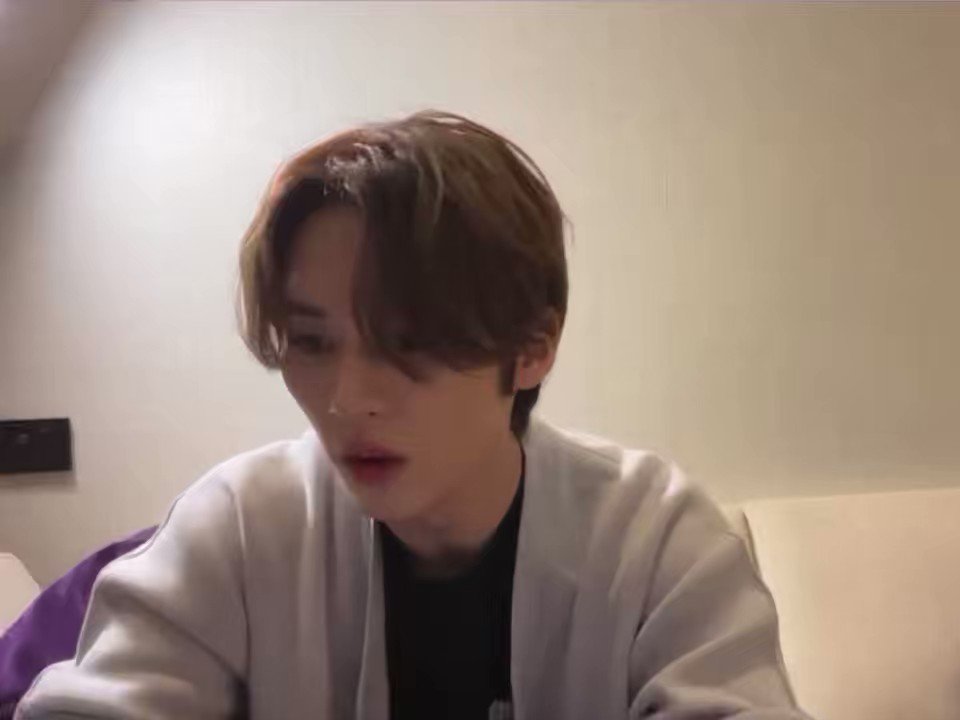 퀔냥냥 (@smolsungies) / Twitter