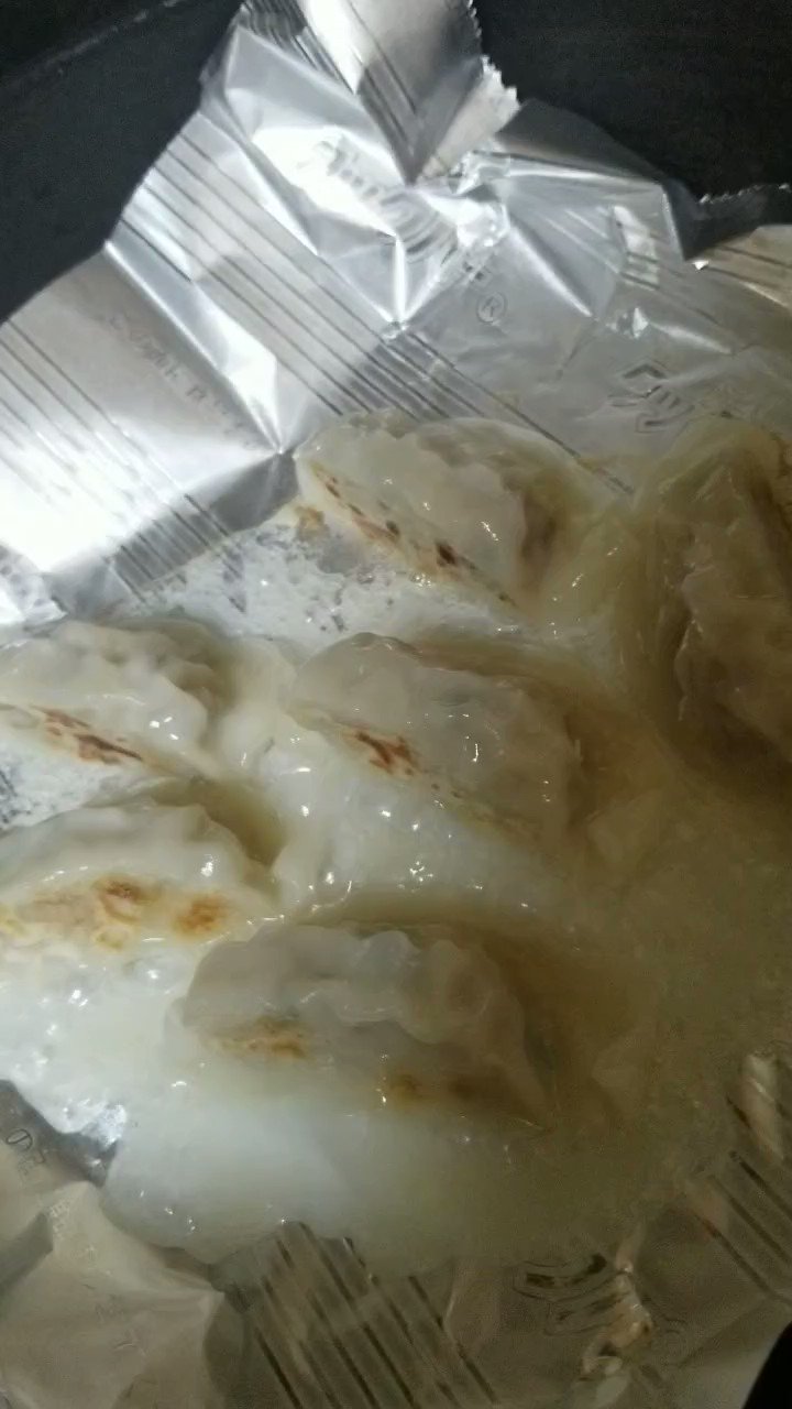 セセリチャン⊿³🍇 on Twitter: "【食べた物2/27】 朝:餃子6個 昼:ヨーグルト 夜:ゆで卵1個、コロッケ おやつ:午後の紅茶、ヨーグルト 歩数:2806歩 運動:腹筋運動30 ...