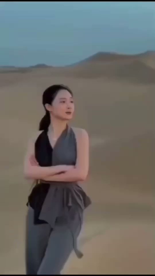 湘女 On Twitter 在一个不幸的制度下，生而为奴，我们都是可怜的人。可是如果当奴隶当出了自豪感，觉得是一件光宗耀祖的的事，则极其可耻可笑可悲。
