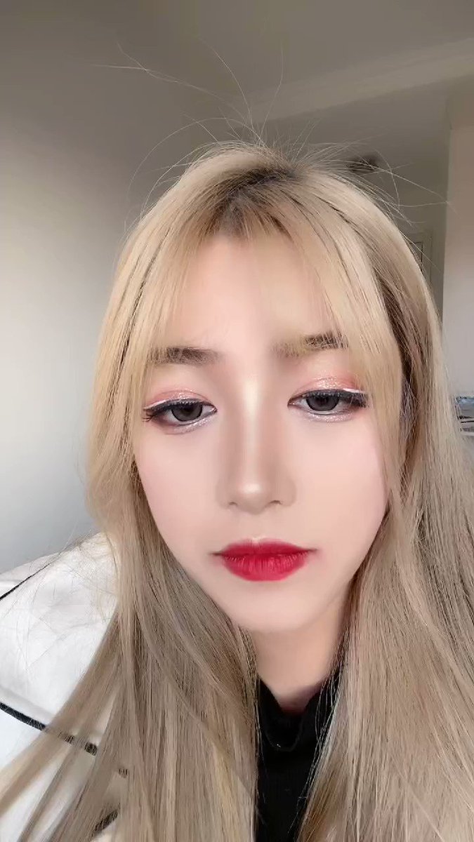 可爱高颜值美女给你深喉qq2981922965 阿黑颜 啊嘿颜 アヘ顔 あへがお 아헤가오 崩坏脸 高潮脸 Ahegao 翻白眼舌头 #口腔 舌头 扁桃体 喉咙 深