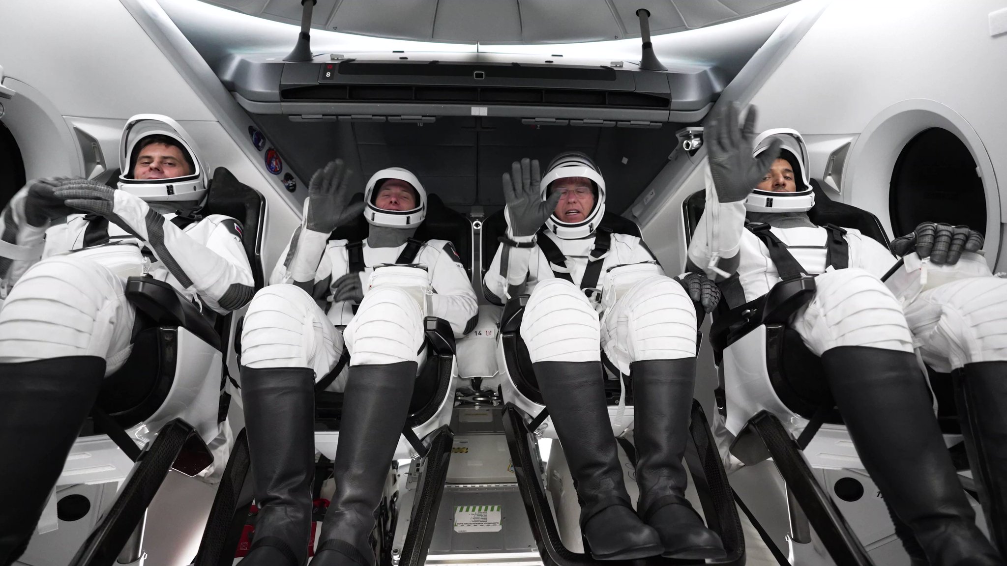 SpaceX on Twitter: "Crew-6 is go for launch https://t.co/GEm1MZJIAt" / Twitter