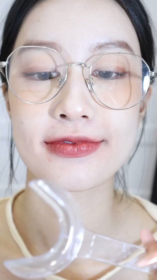 超白高颜值美女 张口嘴巴给你深喉qq2981922965 阿黑颜 啊嘿颜 アヘ顔 あへがお 아헤가오 崩坏脸 高潮脸 Ahegao 翻白眼舌头 #口腔 舌头 扁桃体