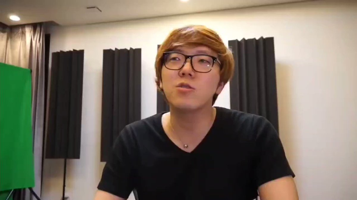 【公式】ニコチンTV on Twitter: "RT @G9uBpSYAZAI: hikakin_mania ヒカキンさんのアナゥお借りしたいんです!"