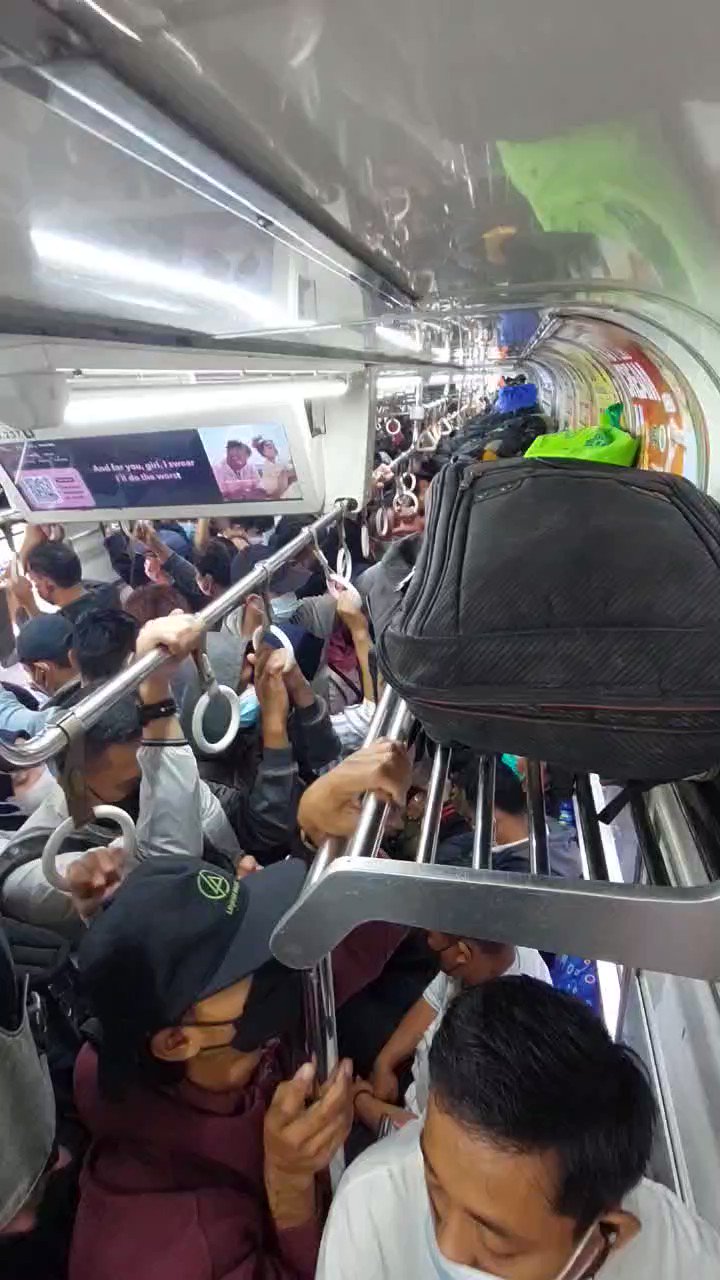 Tanyarl ㅡ 🚫 Rep OOT/JUALAN/LINK AFF on Twitter: "CW // TIKTOK tanyarl emang separah itu ya mrt ...