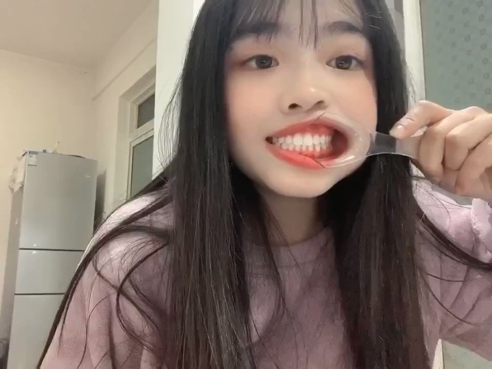 Qq2981922965 阿黑颜 啊嘿颜 アヘ顔 あへがお 아헤가오 崩坏脸 高潮脸 Ahegao 翻白眼舌头 #口腔 舌头 扁桃体 喉咙 深喉 口腔视频 口水