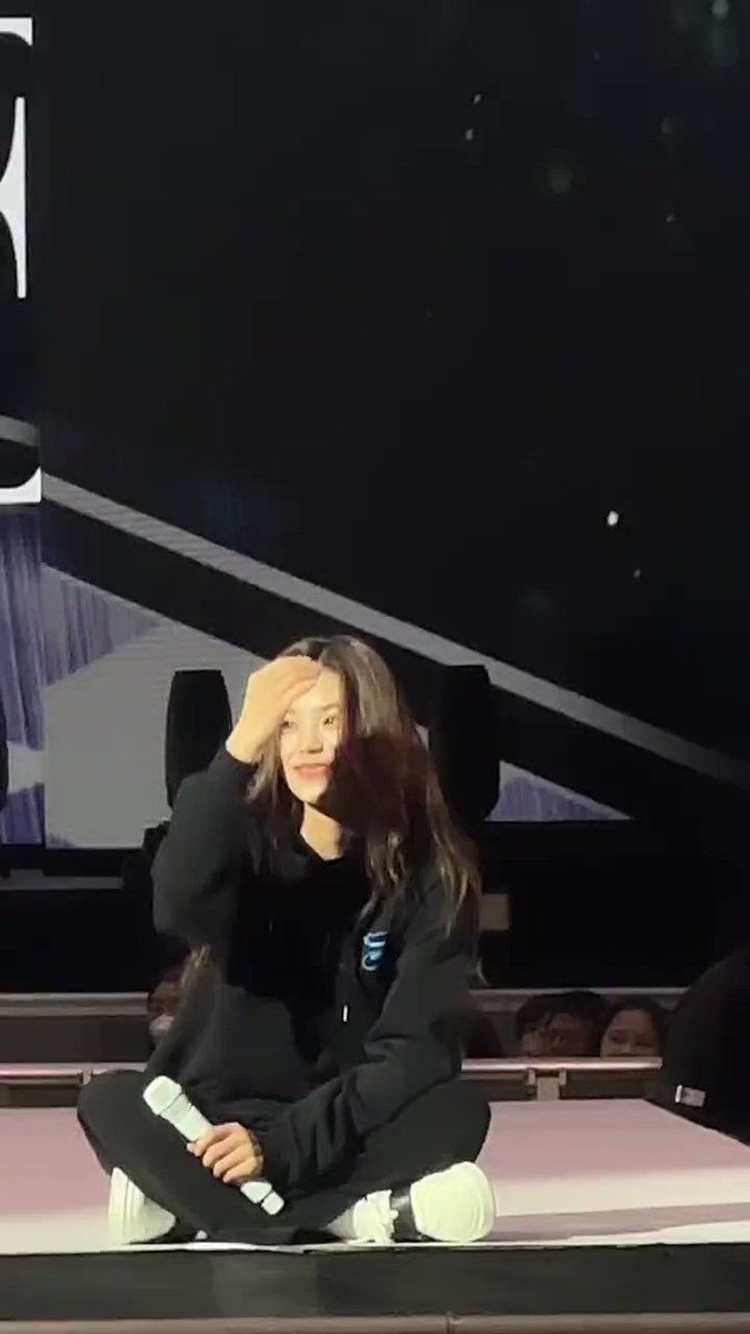 daitzy on Twitter: "있지 인스타 스토리 #있지 #ITZY https://instagram.com/stories/itzy.all.in.us ...