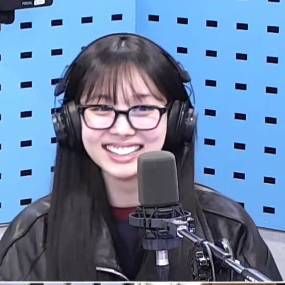 김유키 On Twitter Rt Nas2yeon 나연이 비행기 짝꿍은 항상 정연이래 ㅋㅋㅋㅌ나연이가 비행기에서 너무 잘자서 정연이가 나연이 자는 모습 보고 따라하고