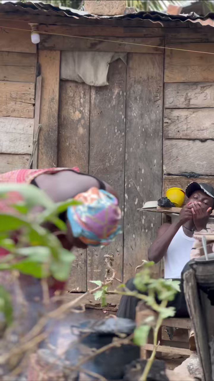 Aniekeme Benz (@benzxhold) / Twitter