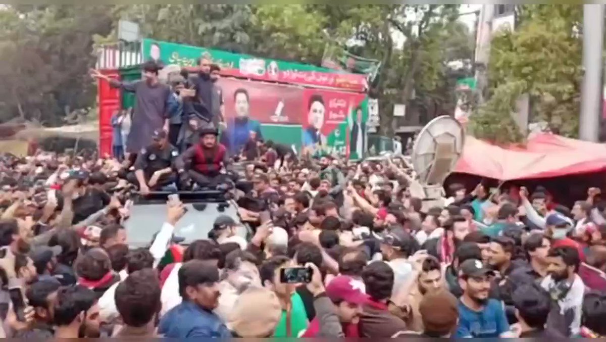 Khaleej Mag on Twitter: "Imran Khan's journey for Lahore High Court."