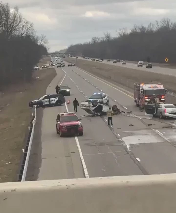 Macomb County Scanner On Twitter Rollover Crash At Northbound M 53
