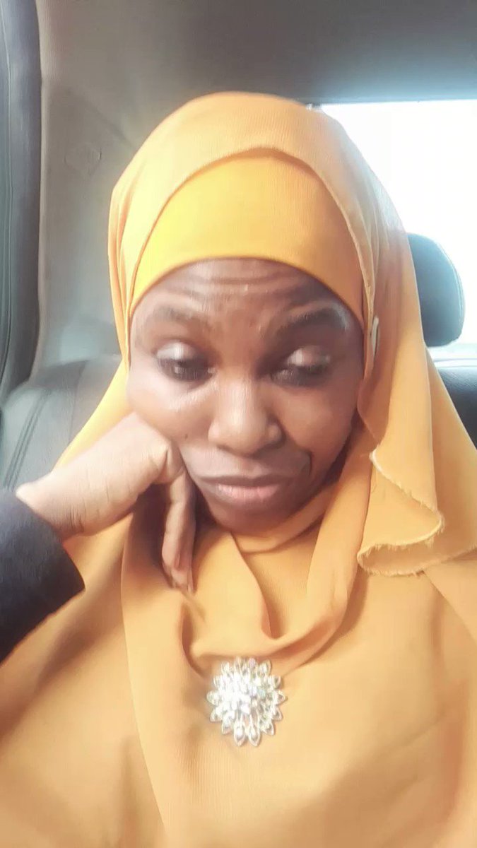 Hamidah Adedoyin on Twitter: "Brother vado no get Respect trying to toast me. 😒 Shouting yemisi ...