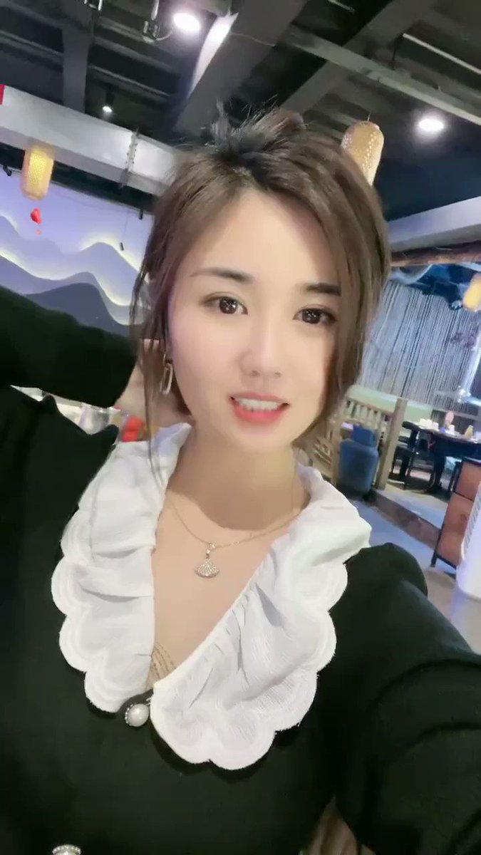 慧慧(3w接推) On Twitter Rt Ethelyncaroll 有没有大肉棒我用舌头一舔就硬的!来找老师报名了,晚上准备上课啦💋联系老师做选择题,1射我嘴里,2射老师兔兔里