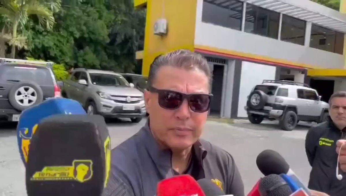 Idolo Tv On Twitter Alfaro Moreno EstÁ Preocupado Por El PÉsimo Nivel