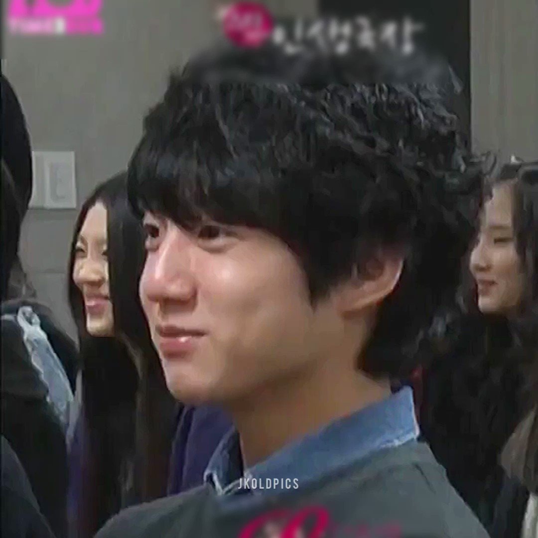 jungoo's old pics on Twitter: "TKOTD (tiny koo of the day) https://t.co/aA9QK9TRJZ" / Twitter