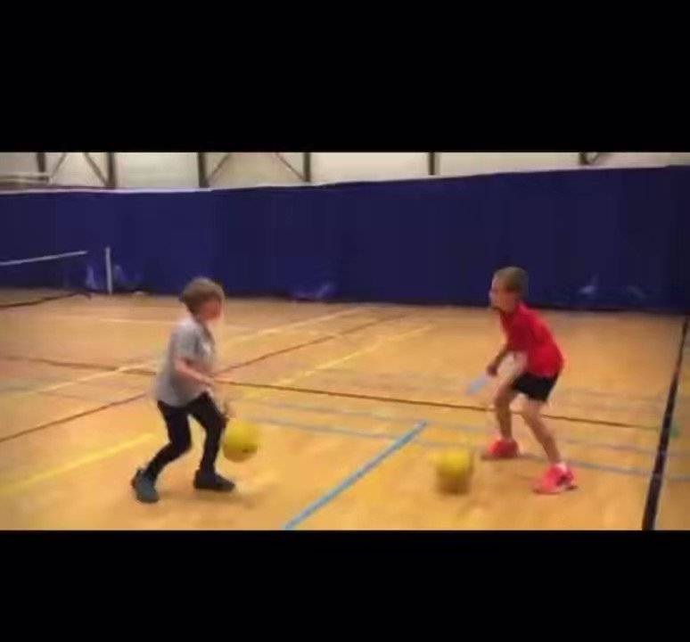 PE Teacher Toolkit on Twitter: "👉🏻3 Ball Bounce👈🏻 🗒️Fun dribbling ...