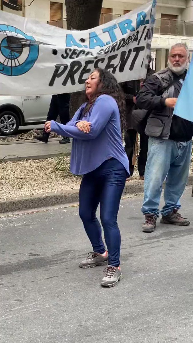 Pregonero On Twitter No Importa Que Mauricio Macri Se Baje El