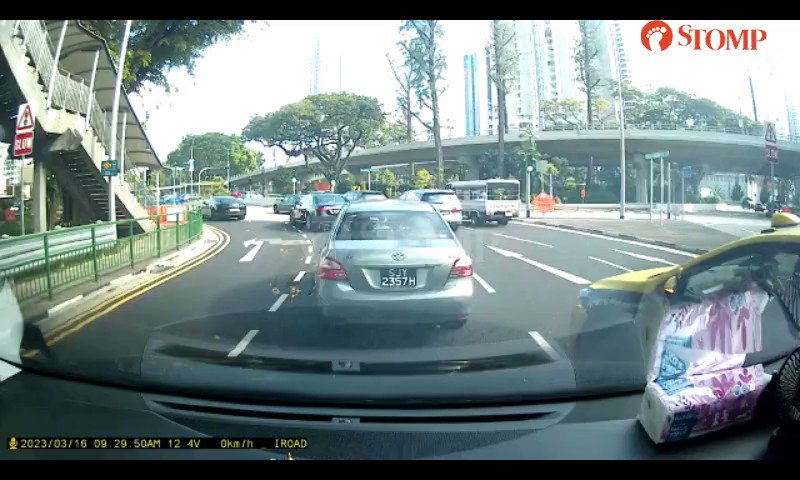 Stomp Singapore on Twitter: "Stomper Tan: "I was driving along Newton Road towards Dunearn Road ...
