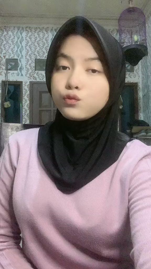 Asupan Harian on Twitter: "Tiktok : snowtippedmountainesx https://t.co/4qeInMCBdk" / Twitter