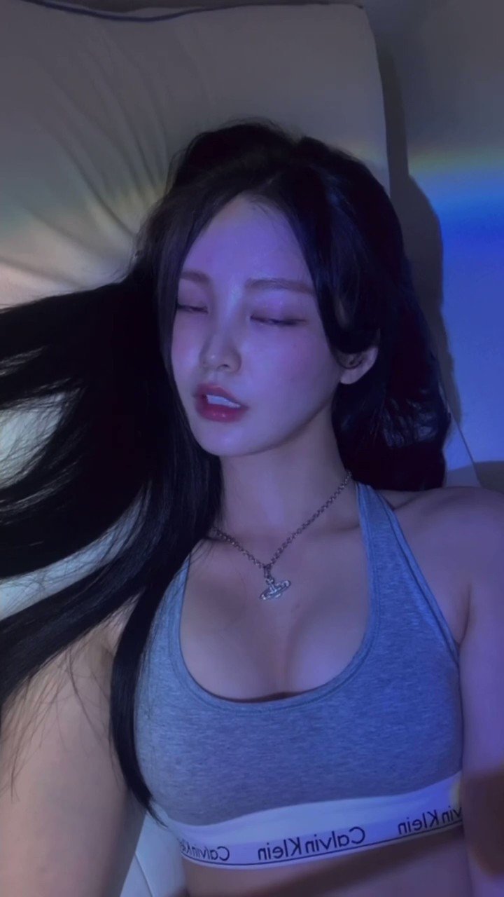 nugu promoter on Twitter: "Former MIXX member Son Seoah has covered JIMIN’s ‘Like Crazy’ https ...