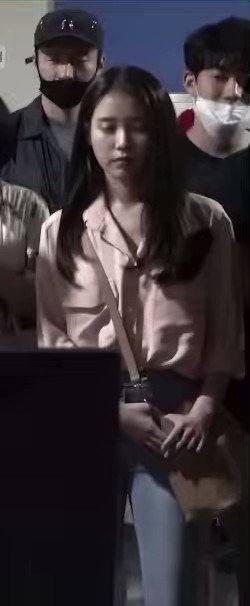 마음의편지 on Twitter: "RT @IU_winter: 덥다 더워"