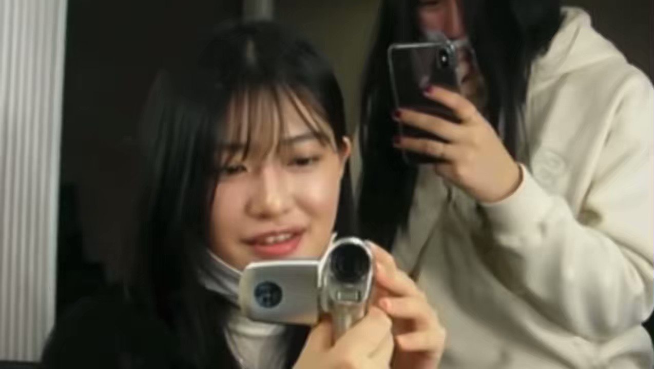 SIMON DOMINIC PH🇵🇭 on Twitter: "📸 Some backstage clips from 100_eun0’s (makeup artist) “AOMG ...