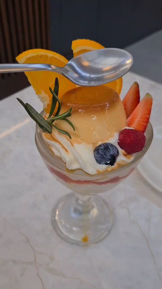 รีวิวอร่อย on Twitter: "RT @Cafe_LittleGirl: 🍮🍓 ️ Pudding Parfait ร้าน 𝐋𝐞𝐓𝐀𝐎 อร่อยตะโกนนนนน ...