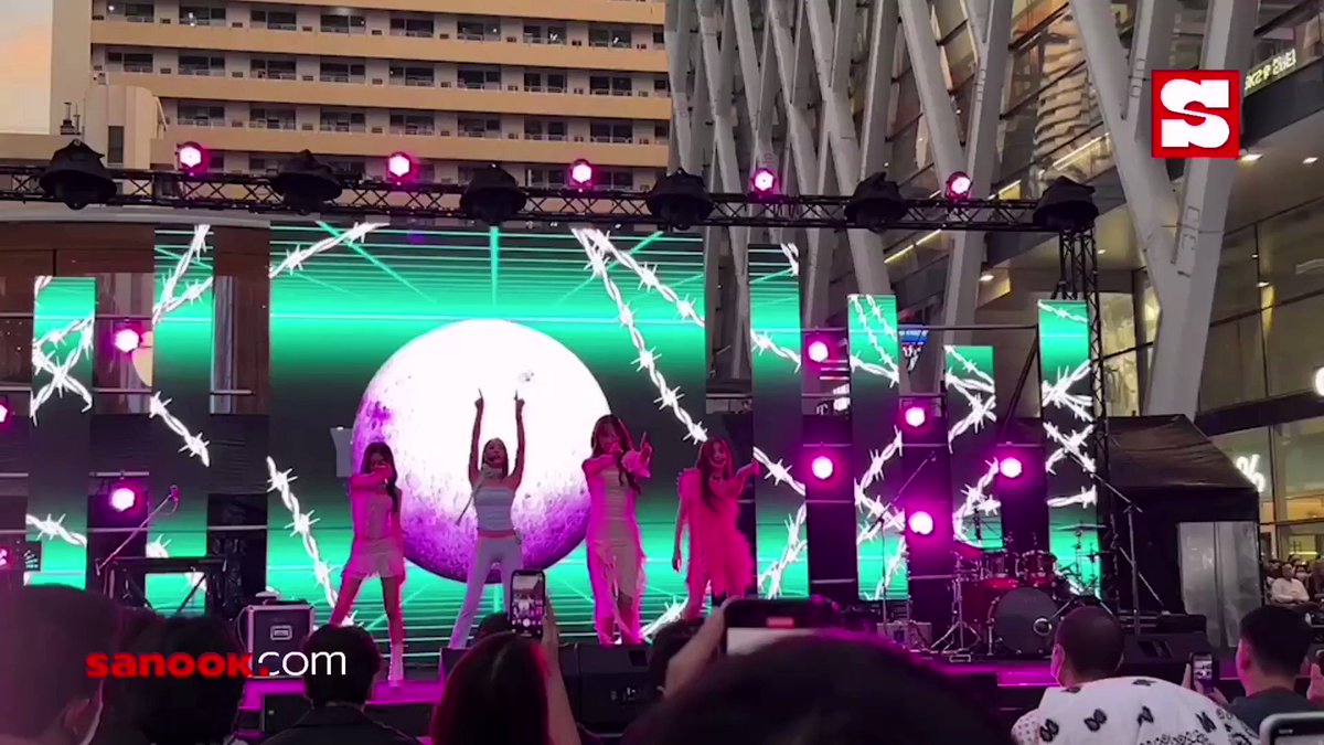 Sanook.com on Twitter: "สาวๆ วง #SIZZYGirlGroup เข้าร่วมสังกัด #RISERMUSIC มาพร้อมภาพลักษณ์ ที่ ...