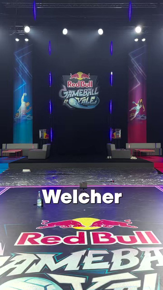 Red Bull verleiht Flüüügel on Twitter: "Wer werfen kann, ist klar im Vorteil. 🏐😎 # ...