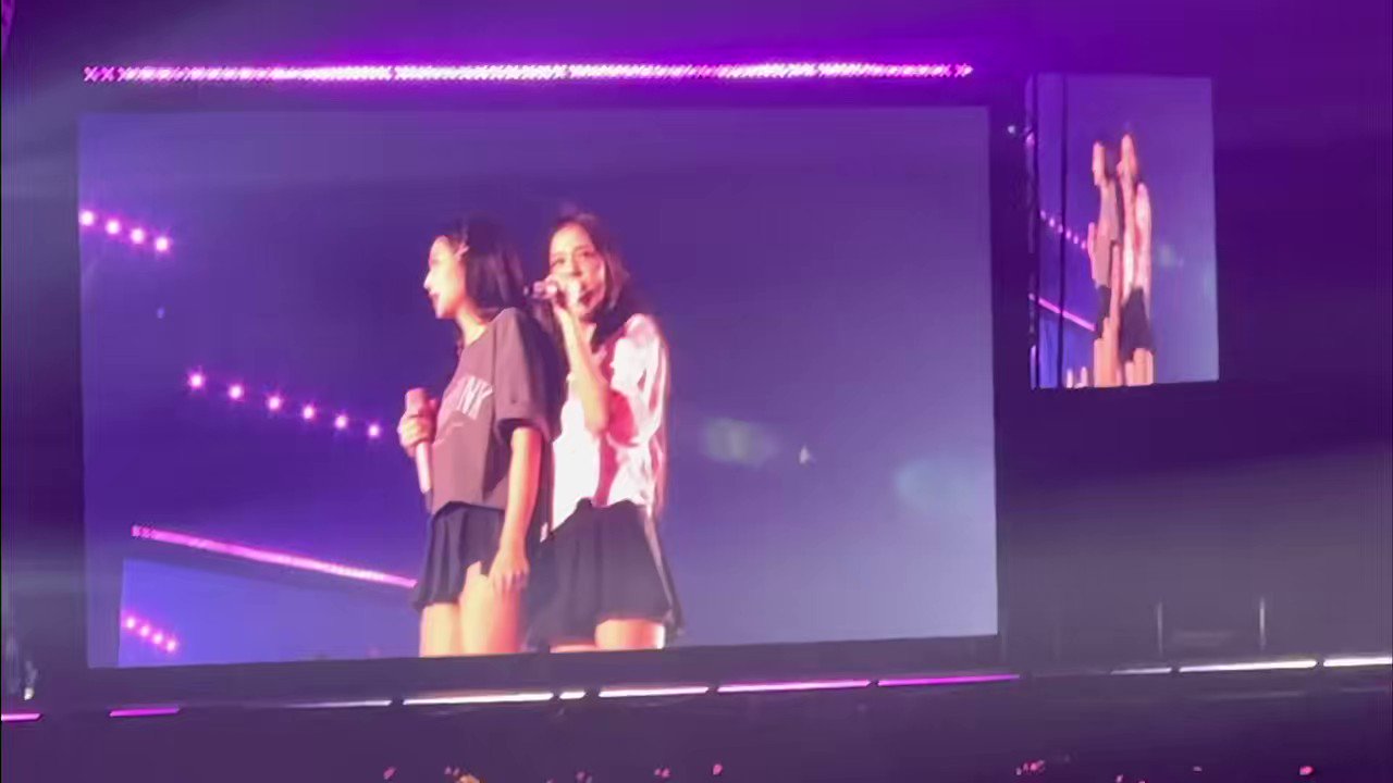 μ λ°πΉβ₯οΈ On Twitter Jensoo Dancing To Flower π Emtxstiuot