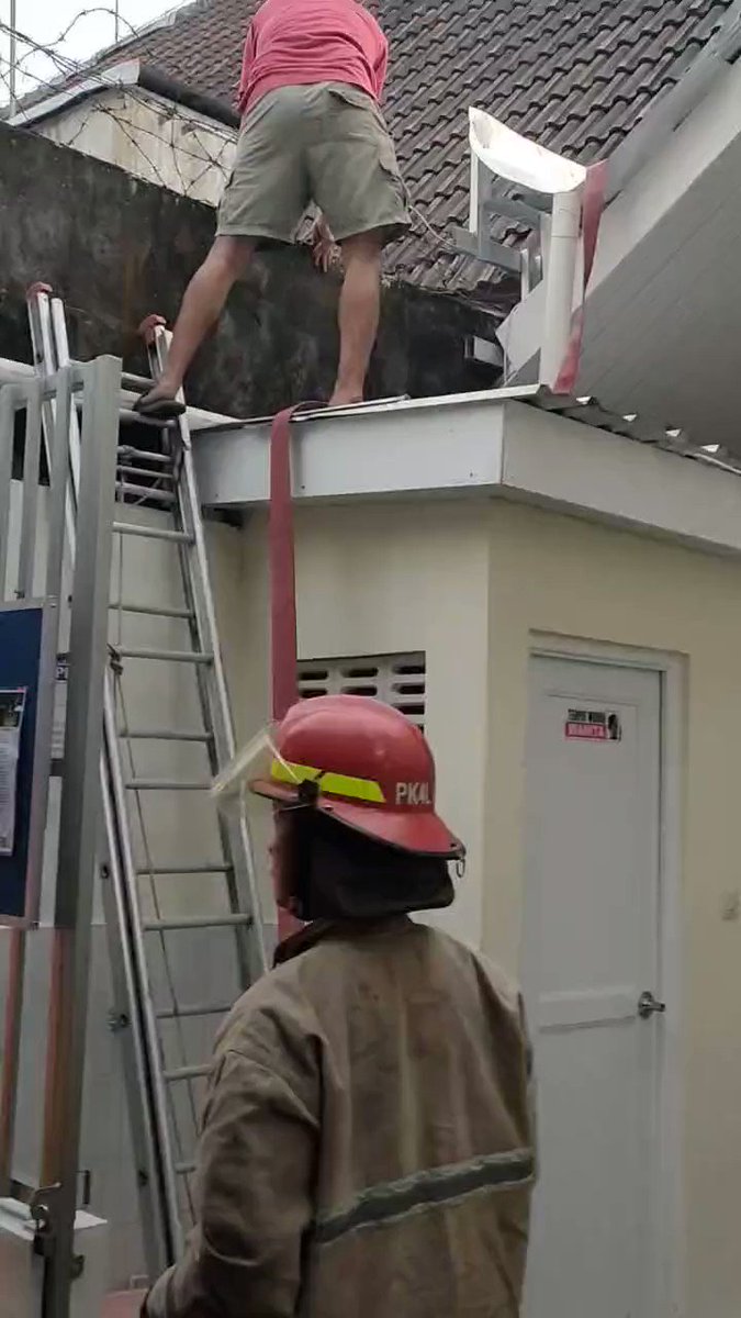 Merapi Uncover on Twitter: "Agar menjadi perhatian bagi semua, sore tadi sekira pukul 17.00, TKP ...