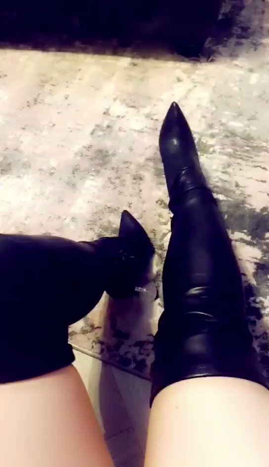 Baddie Js Feet Are My Fictional GFs on Twitter: Baddie Js Feet Are My Fictional GFs on Twitter: