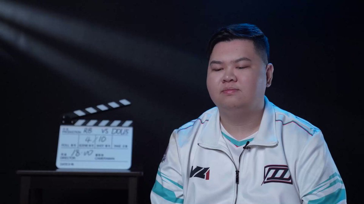 【公式】IdentityⅤ第五人格eスポーツ事務所 on Twitter: "#COAVIワールド決勝 〜インタビュー〜 DOU5にRBとの対戦について 聞いてみましょう！ Live Now↓ ...