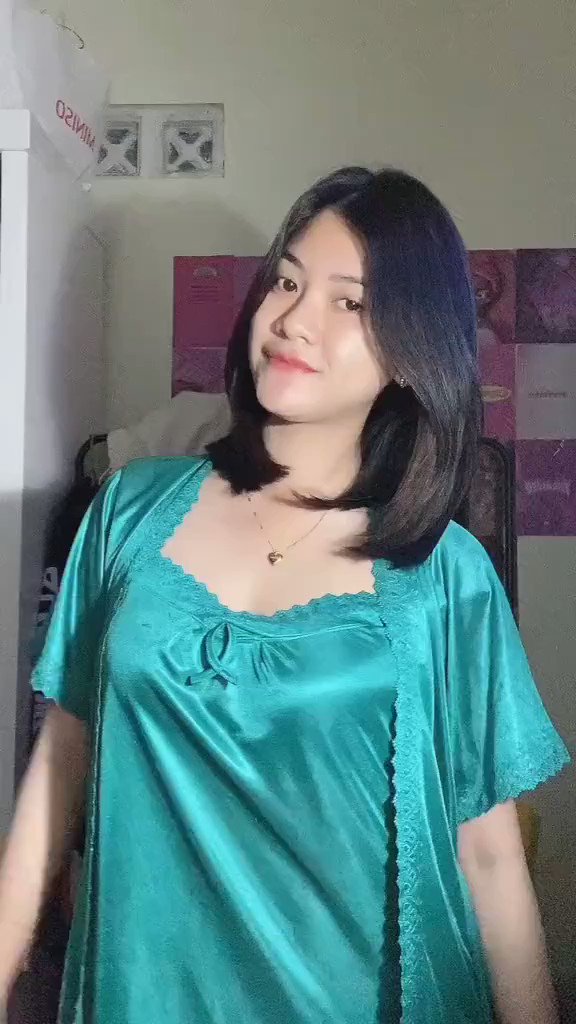 Asupan Harian on Twitter: "Baju tidur https://t.co/21sOHLosG7" / Twitter