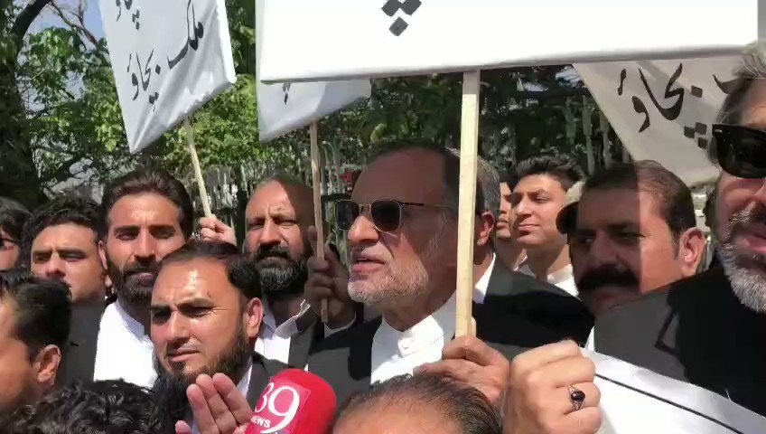 Pti Dg Khan On Twitter کالا کاٹ اپنی زندگی کا آخری سانس دے دیگا، لیکن چیف جسٹس کی قیادت میں