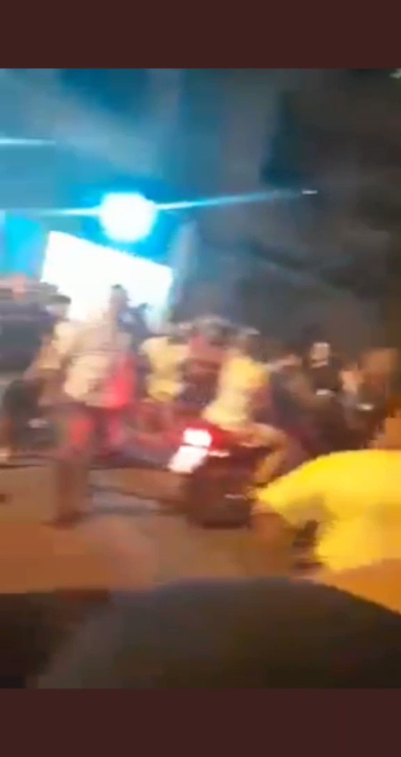 ElCanalDeLasRedesSociales on Twitter: "#Guayaquil ¡NOCHE DE PÁNICO! DOS EXPLOSIONES Y DISPAROS 💬 ...