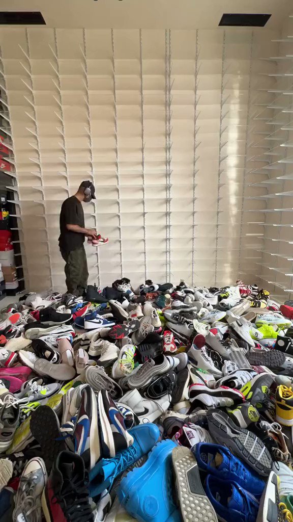 Overtime On Twitter This Shoe Game Is Pretty Insane 🔥 Via