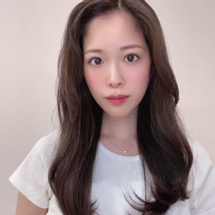 ANNA|INFLUENCER PORTAL.com