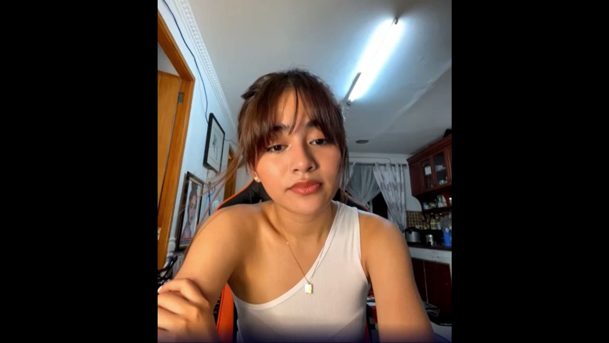 anjiiii | studying 🧡🧚‍♀️🤍 on Twitter: "oh, her eyes, her eyes 😍 @vivoree #Vivoree"