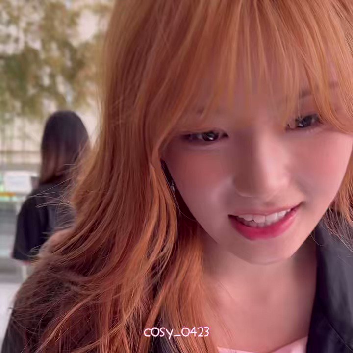 Ida on Twitter: "RT @cOsy_O423: 230419 쇼챔 일일팬매 세상사람들 울 이쁜 공쥬 보고가세요.ᐟ.ᐟ #첫사랑 #CSR #수아 #SUA"