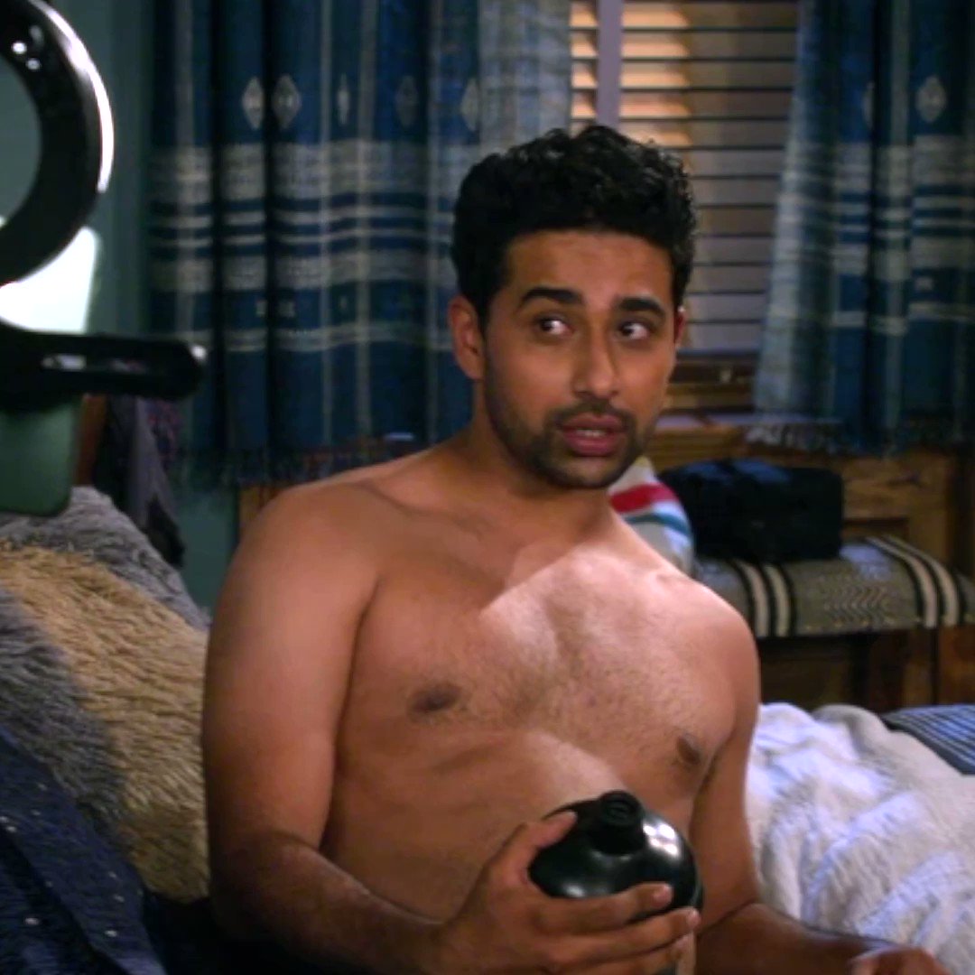 on Twitter: "season 1 episode 3 of how i met your father featuring suraj sharma"