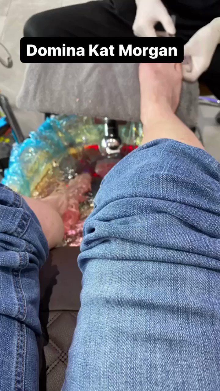 Domina Kat Morgan on Twitter: "Spent the afternoon with @xchicagox and @micktoz getting ...